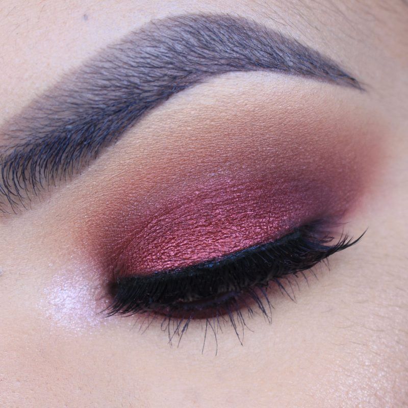 Maple Leaf Photo Tutorial – Makeup Geek